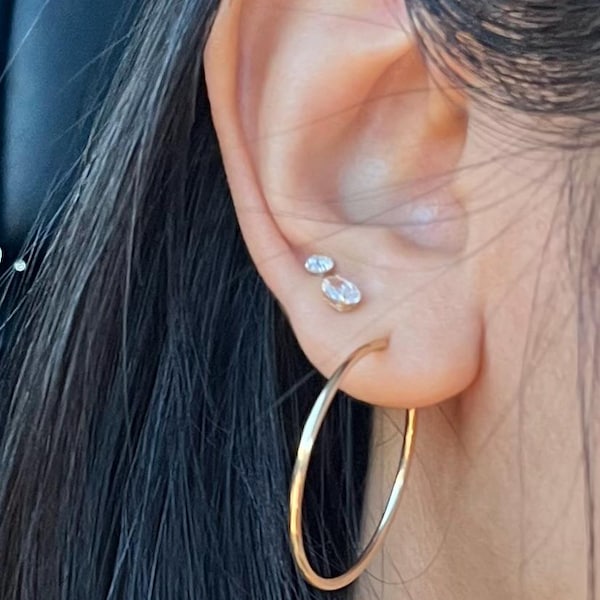 14k Yellow Gold Hoop Earrings (12-50x2.0mm), Piercing to Lobe, Upper ...