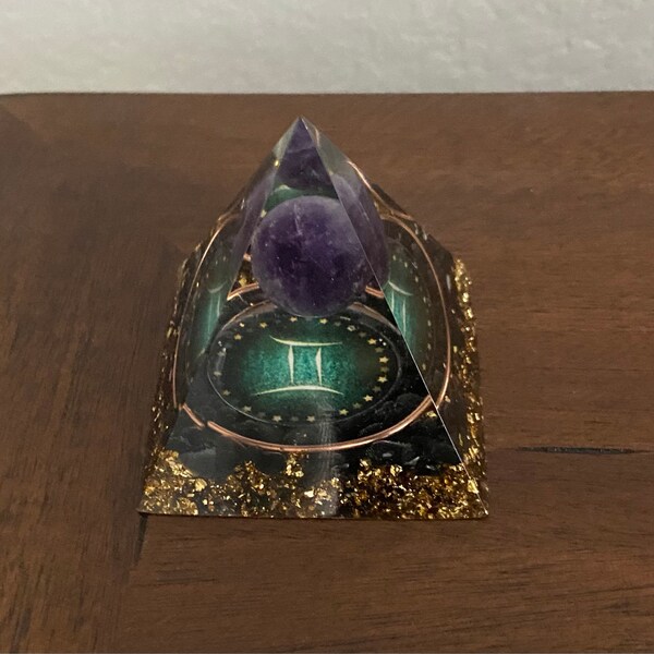Orgone Pyramid | Orgone | Crystal Pyramid | Meditation Tool - Etsy