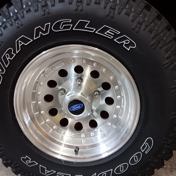 Set of 4 All Sizes Epoxy Emblem Limited Edition Sticker for Wheel ...