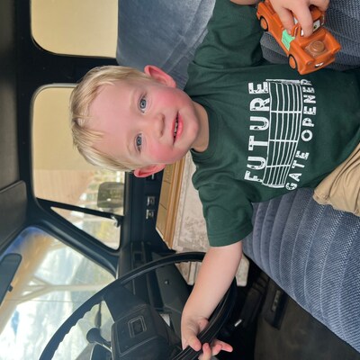 Our Hair on Cowhide ranchwife II Ranch Slide Salt N Pepper Hide With or ...