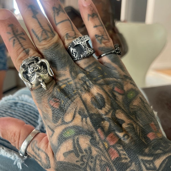 Motorhead Snaggletooth War Pig Silver Ring - Tribute to Rock Legends, A ...