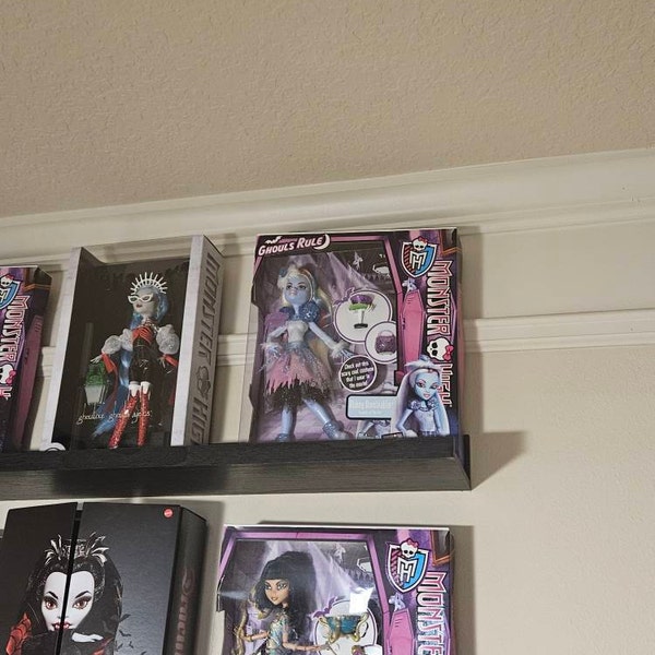 Werewolf Sisters, Clawdeen and Howleen. - Etsy