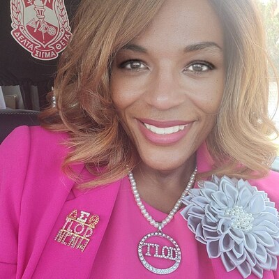 Crimson and Ruby Rose Sorority Flower Delta Sigma Theta Crimson Flower ...