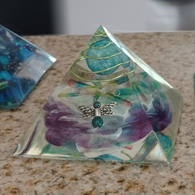 Liquid Diamonds Epoxy Resin 96 Oz. FREE Domestic Shipping - Etsy