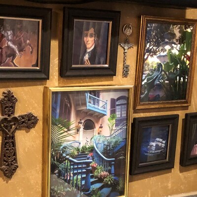 The Knight Haunted Mansion Changing Portrait Shifting Lenticular - Etsy