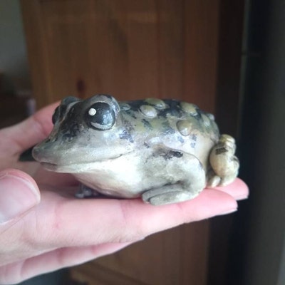 Handmade Small Western Realistic Fat Toad Figurine Gift Personalized ...