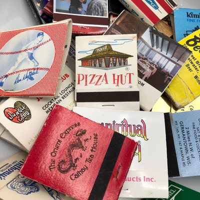 LOT OF 30 MATCHBOOKS From the 40s to 90s / Vintage Matches Matchbook ...
