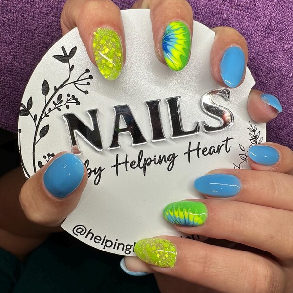 Nailfie Disc, Photo Prop for Nails, Nail Tech Gifts, Beauty Salon Sign ...