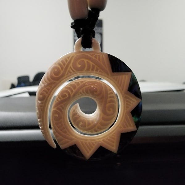 Maori Koru Bone Pendant | Hand Carved New Zealand Bone Carving Necklace ...