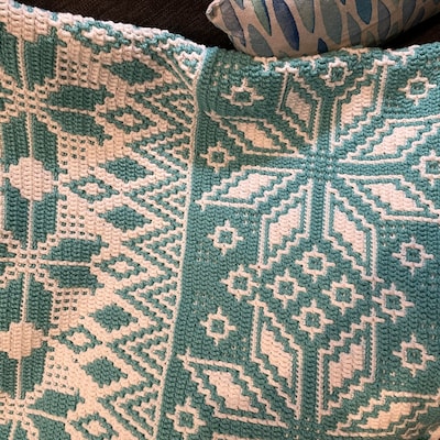 Overlay Mosaic Crochet Afghan/blanket Pattern GLORIOUS CHRISTMAS ...