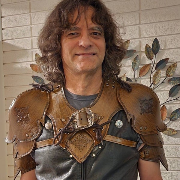 Wardancer Pauldrons Set Gorget Armor Set Leather Handmade, Larp Costume ...