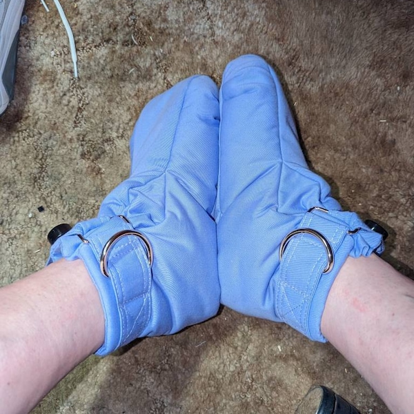 Crawling Habit Training Restraining Booties With Spikes and Segufix ...