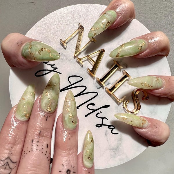 CUSTOM Acrylic Nailfie Disc | Personalised Nail Prop | Nail Tech | Nail ...