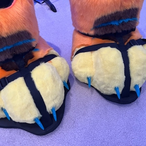Pattern and Tutorial: Retractable Claws for Fursuits - Etsy