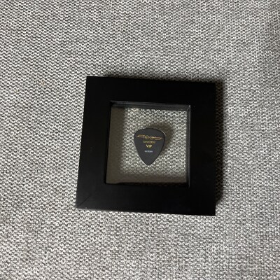 Guitar Pick Display Black 8 X 10 Double Sided Horizontal Holds 30 ...
