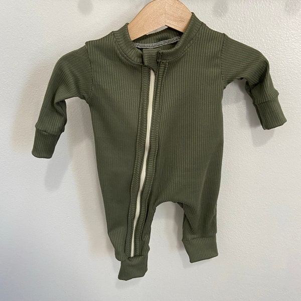 Ruffle Zip Sleeper PDF Sewing Pattern | A4 A0 Projector Formats | Baby ...