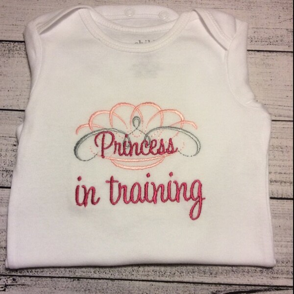 Princess in Training Crown Embroidery Design 4x4 -INSTANT DOWNLOAD- - Etsy