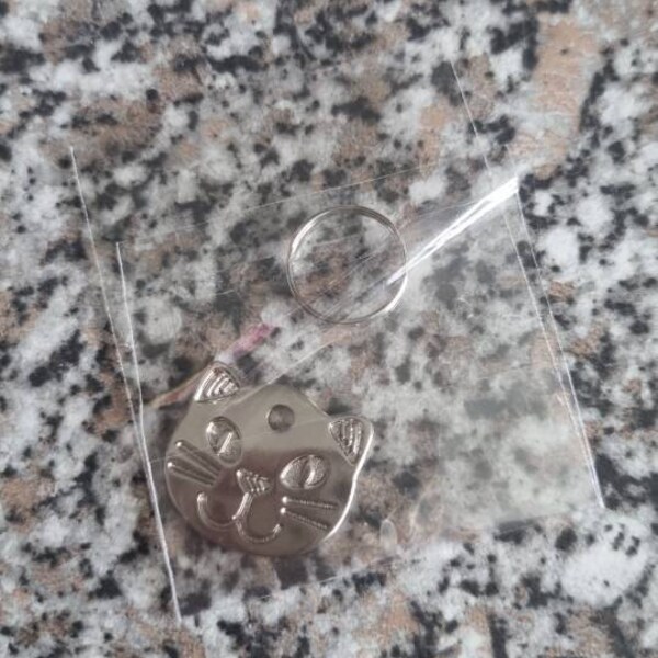 Cat Face Shape ID Tag, Pet Tags, 22mm Cat / Kitten Design Engraved Free ...