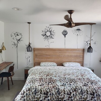 HOLY MOLY Wall Sticker Quote Wall Sticker Quirky Wall Art Retro Quote ...