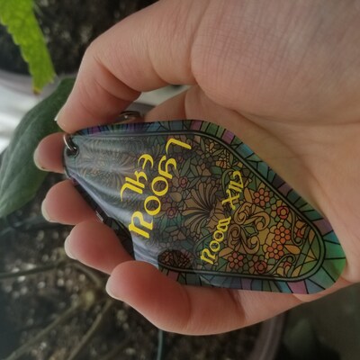 FFXIV Gridania the Roost Inn Keychain // Carline Canopy Stained Glass ...