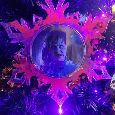 Horror Christmas Snowflake Ornament-the Exorcist-regan-possessed-gift ...