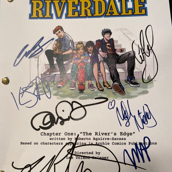 Riverdale TV Show Signed Script Autograph Screenplay Card Lili Reinhart ...