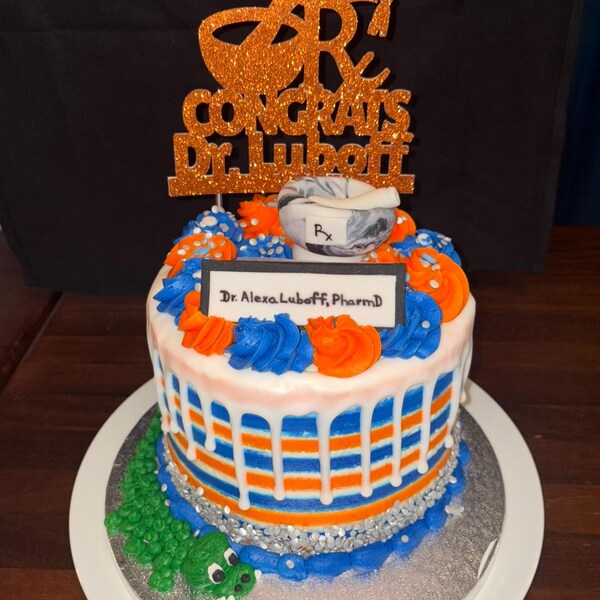 Fondant Physical Therapist Cake Topper - Physical Therapy Topper ...