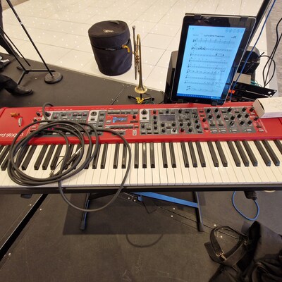 Nord Keyboards Keyrise MIDI Controller, Foot Pedal, Guitar Pedal ...