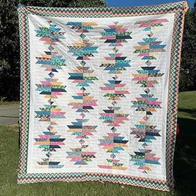 Bzzzzzz Mini Quilt Pattern by Whole Circle Studio - Etsy