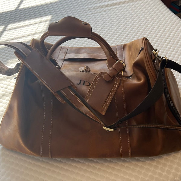 Personalisierte Ledertasche aus Leder: Reisegepäck mit Schuhfach ...