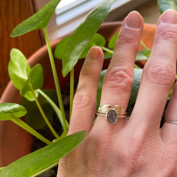 Petal Crown Ring, 14k Gold Flower Crown Ring, Large Flower Bloom Ring ...