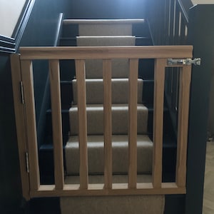 Crown Oak Top Stair Gate - Etsy