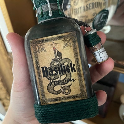 Basilisk Venom Witch and Wizard Potions, Vials, Bottles and Replicas ...