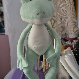 Stuffed Frog PDF Sewing Pattern & Tutorial Stuffed Animals Plush Toys ...