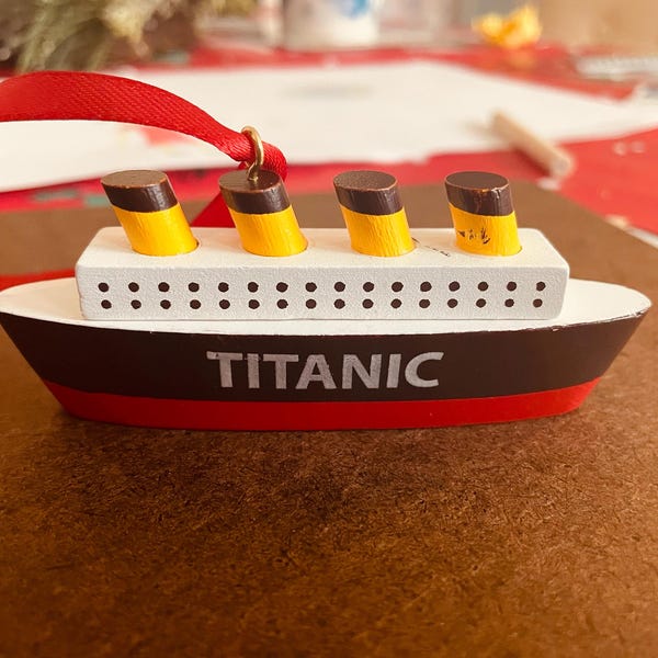 Wee Titanic, Mini Wooden Titanic Model, Titantic Decoration, Titanic ...