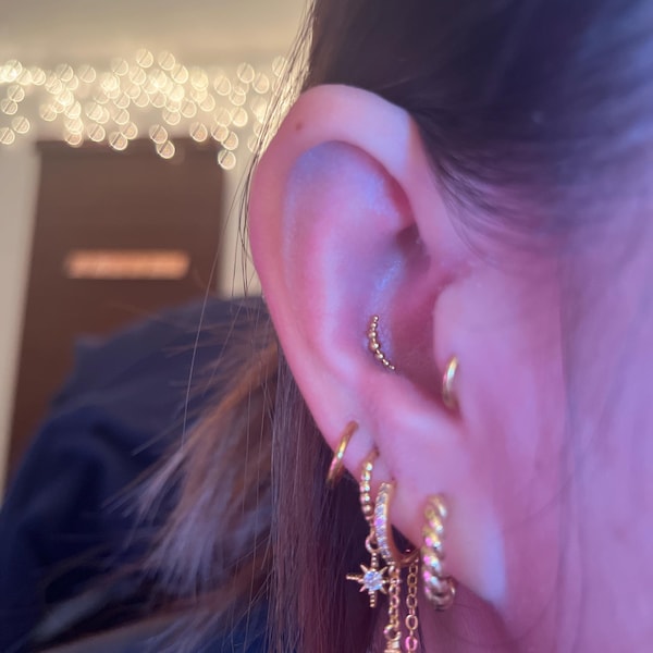 Gold Implant Grade Titanium Curved Beaded Labret for Conch, Flat ...