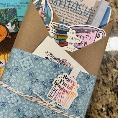 Blind Date With a used Book W/ Stickers, Magnetic Bookmark, Bookmark ...