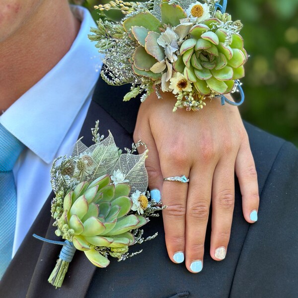 Autumn Blush Boutonniere // Dried Flower Boutonniere // Buttonhole - Etsy