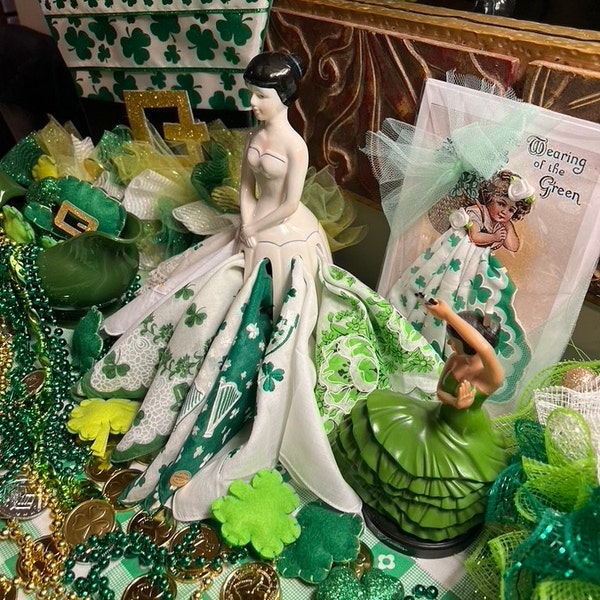 Little Lady Shamrock Keepsake Hankie Card - Etsy