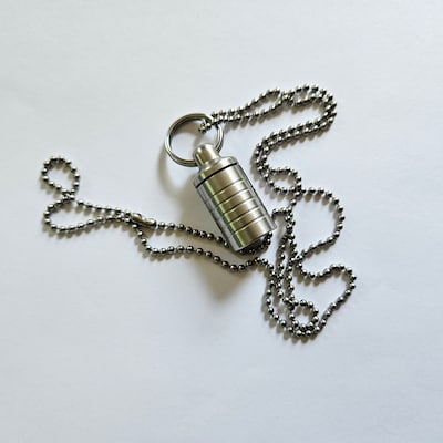 Slim Single Chamber Keychain Pill Holder - Etsy