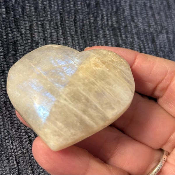 Neon Pink Aura Quartz Cluster UV Reactive Crystal Cute Kids Room Decor ...