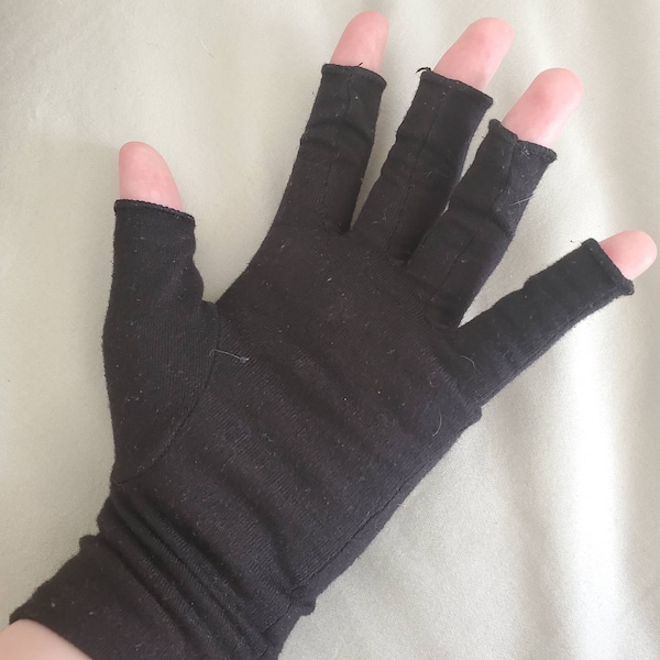 Classic Black Compression Gloves for Arthritis, Hand Pain, Hand Therapy ...