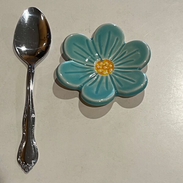 Coffee Bar Accessory, White Tea Spoon Rest, 3.5", Aqua Spoon Holder for ...