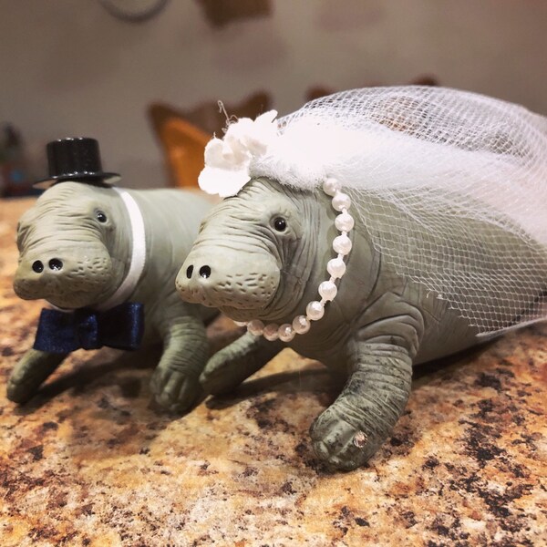 Manatee Wedding Cake Topper, Beach-ocean -wedding Cake Topper-animal ...