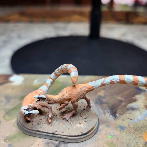 African Wild Dog Sneaking - UNPAINTED - Animal Den Miniatures - Etsy