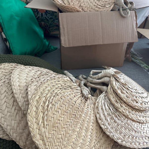 Aisle Runner – Adhesive Strip Rope Handle for Easy Unrolling – for a ...