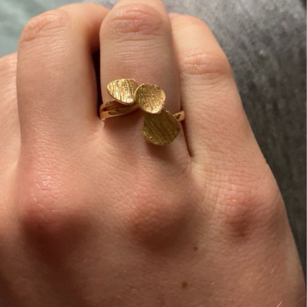 Gold Leaf Ring, Textured Leaf Ring, Statement Leaf Band, Gold Vine Ring, Three Leaves Ring ...