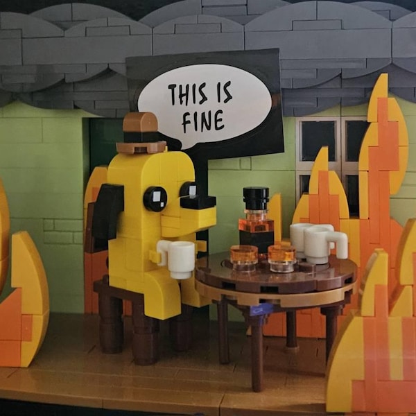 LEGO® Whiskey Bottle & Glasses: Custom Minifigure Bar Set - Etsy