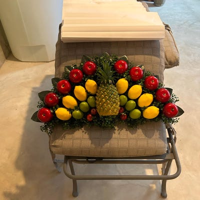 Williamsburg Style Mixed Fruit and Pineapple, Medium Size, Classic ...