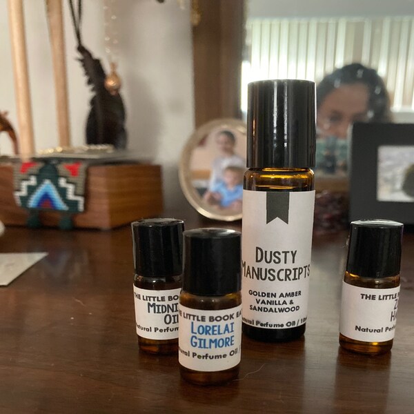 DUSTY MANUSCRIPTS / Vanilla Sandalwood & Golden Amber / Book Inspired ...
